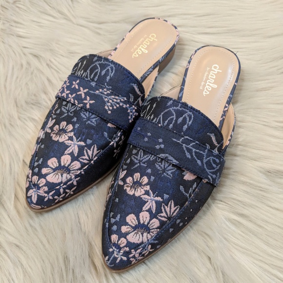 Charles David | Shoes | Charles David Emma Tailored Mule Navy Floral 6 ...